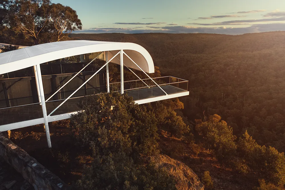 Luxury Holiday Home Accommodation Australia | Contemporary Hotels