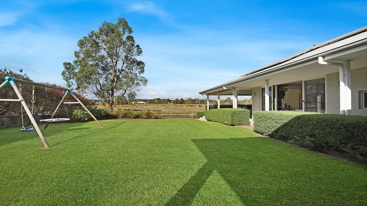 Albert Fields | Bowral | Holiday Rental Specialists