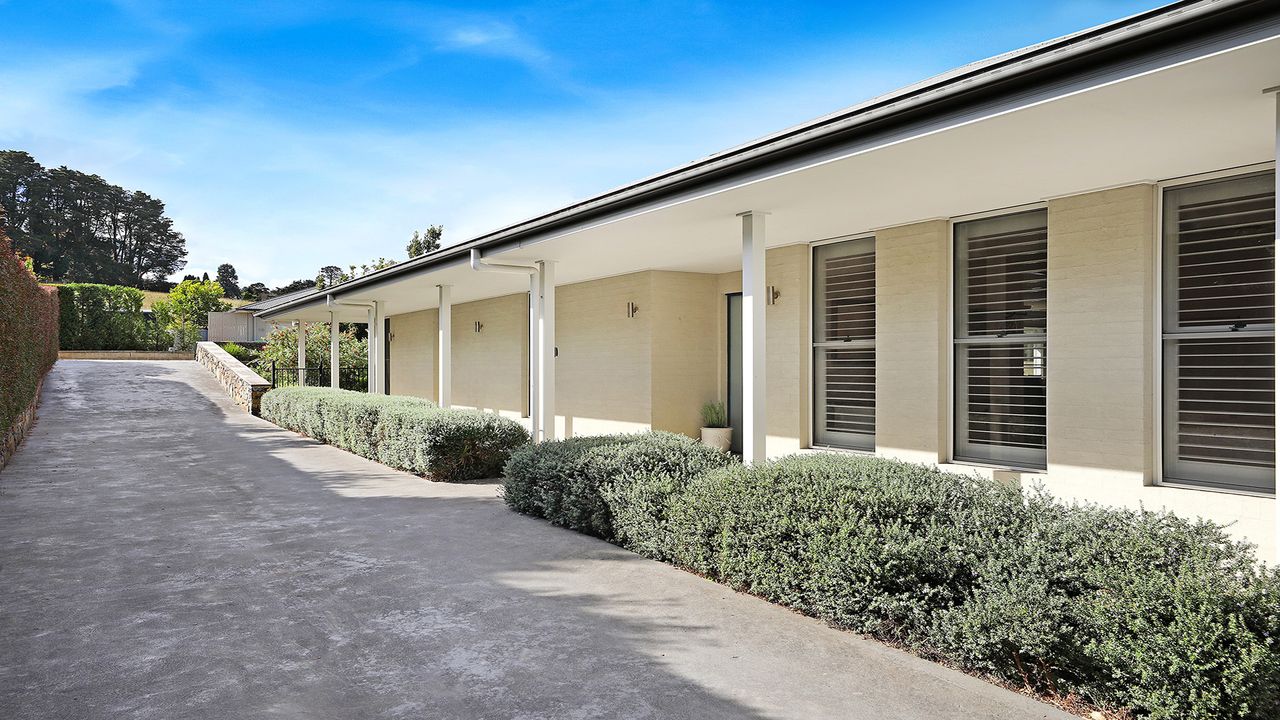 Albert Fields | Bowral | Holiday Rental Specialists