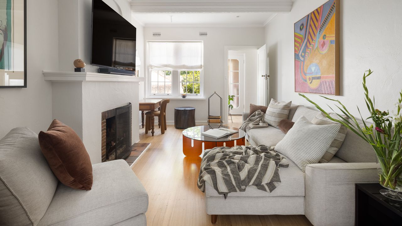 Parkside Escape in Middle Park in Middle Park | Property Mums