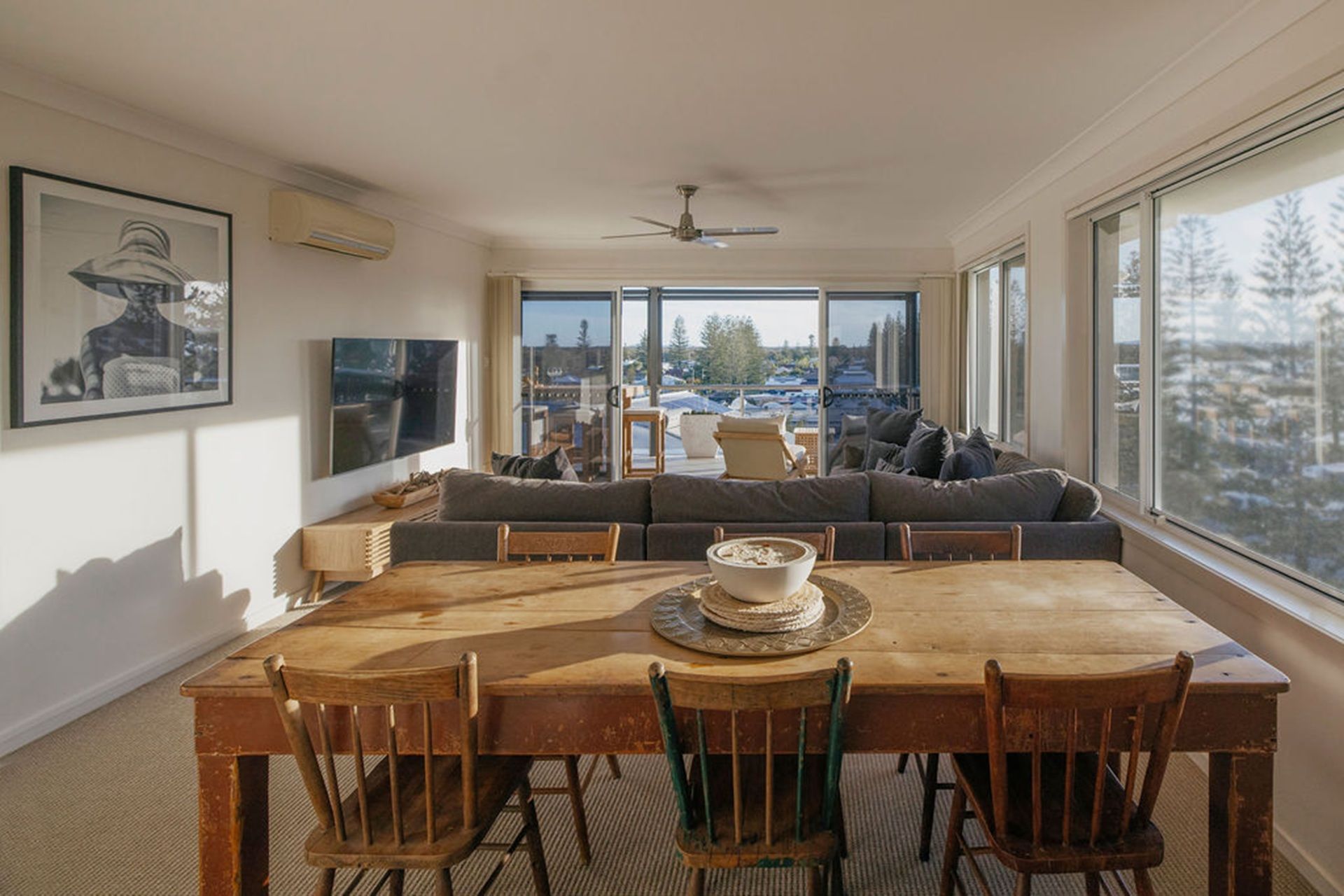 SUNNY'S 2 - Front Row Seats to Sunset | Holiday Yamba - Holiday Yamba