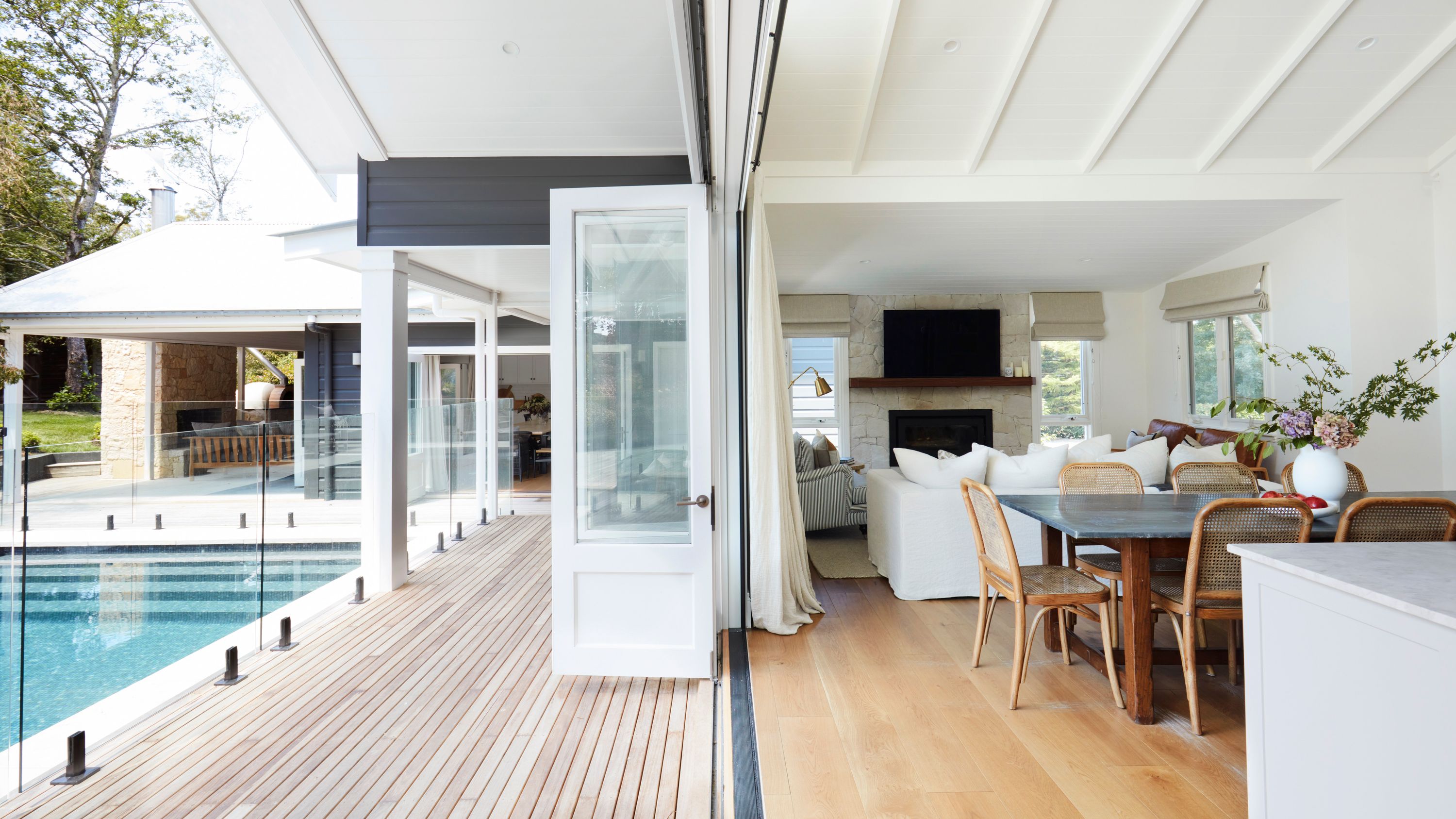 Bramble Cottage | Contemporary Hotels