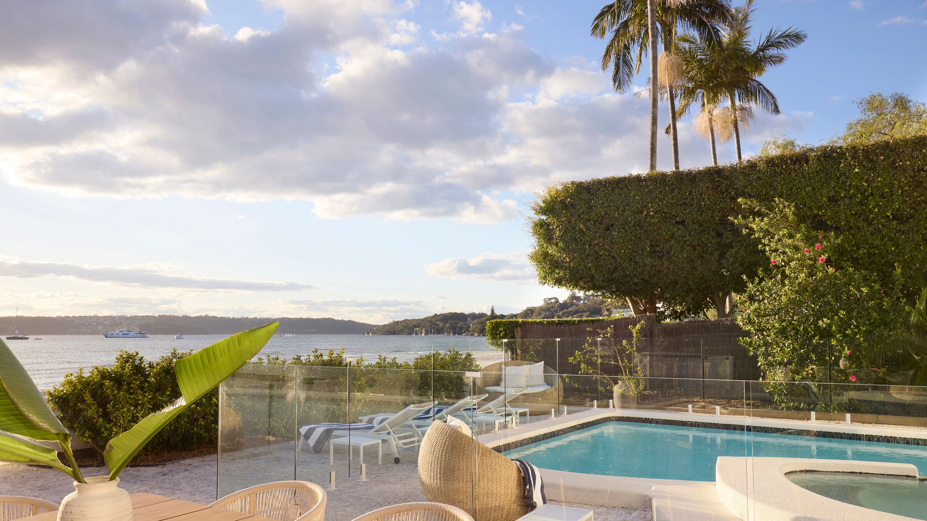 The Harbour House | Contemporary Hotels